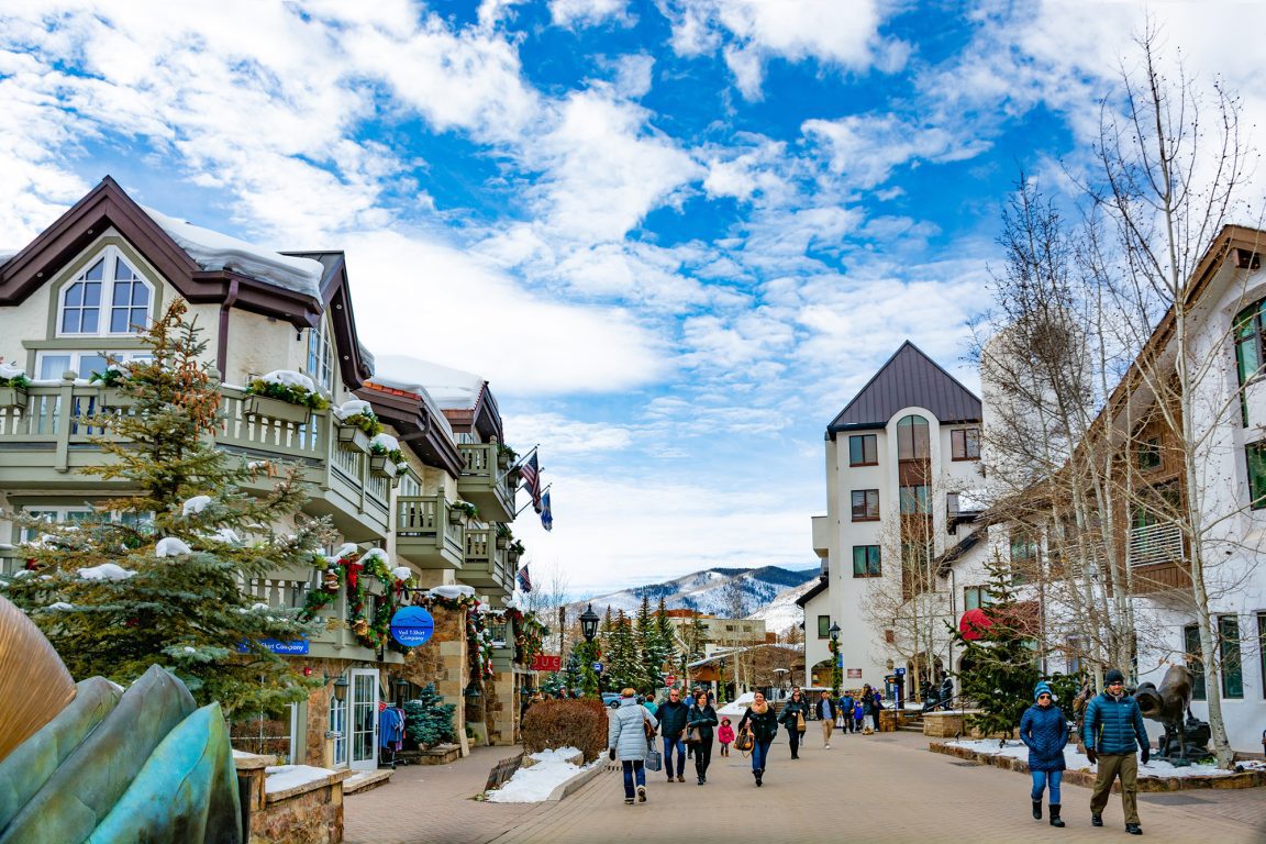 10 Ski Resorts Near Denver: Best Day Trips for Every Skill Level - Pros ...